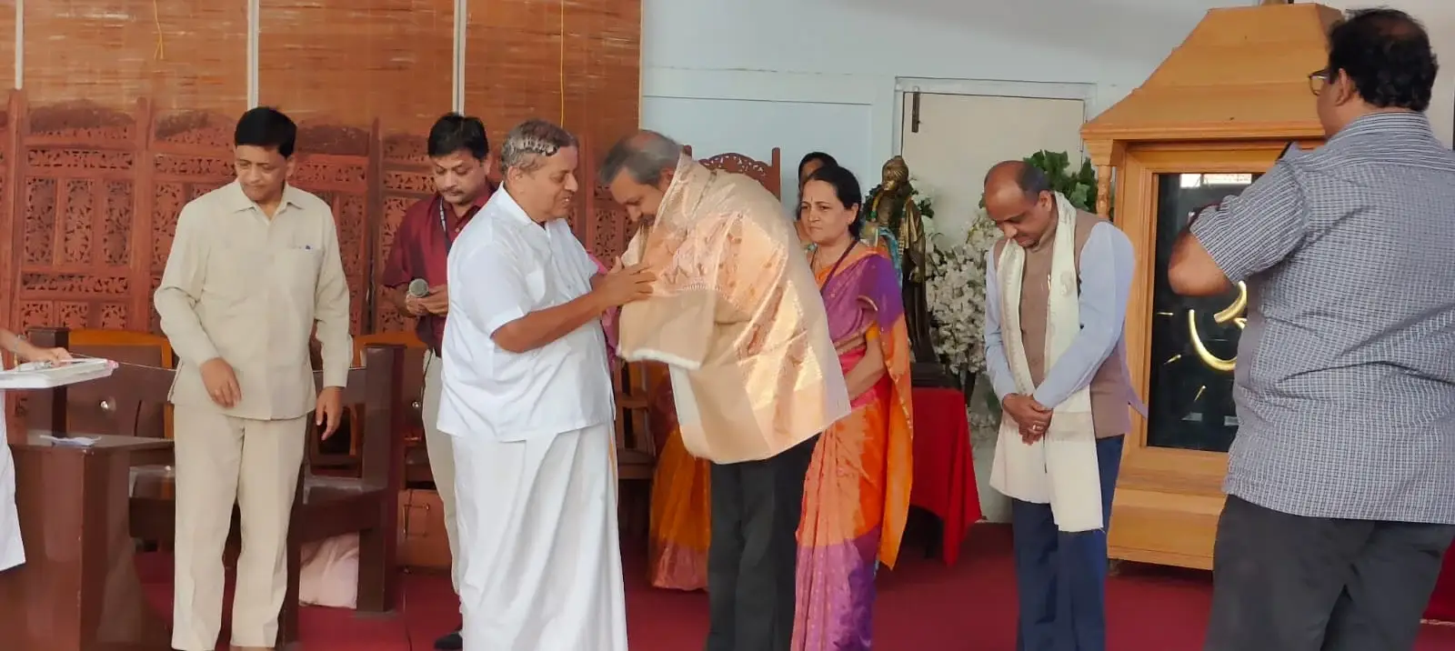 Honour bestowed by GURUJI himself - Chirag Global Hospitals